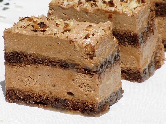 BAUNTI TORTA KOJA SE PRIPREMA ZA SAMO 10 MINUTA – Recepti i zdravlje